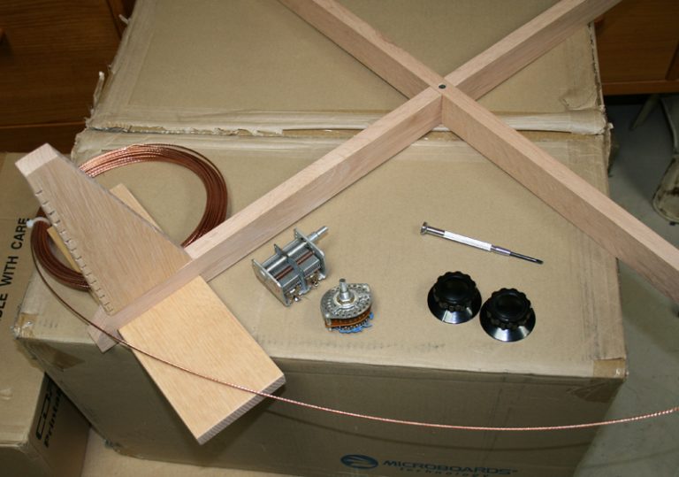 A Very Efficient Loop Antenna for AM broadcasts