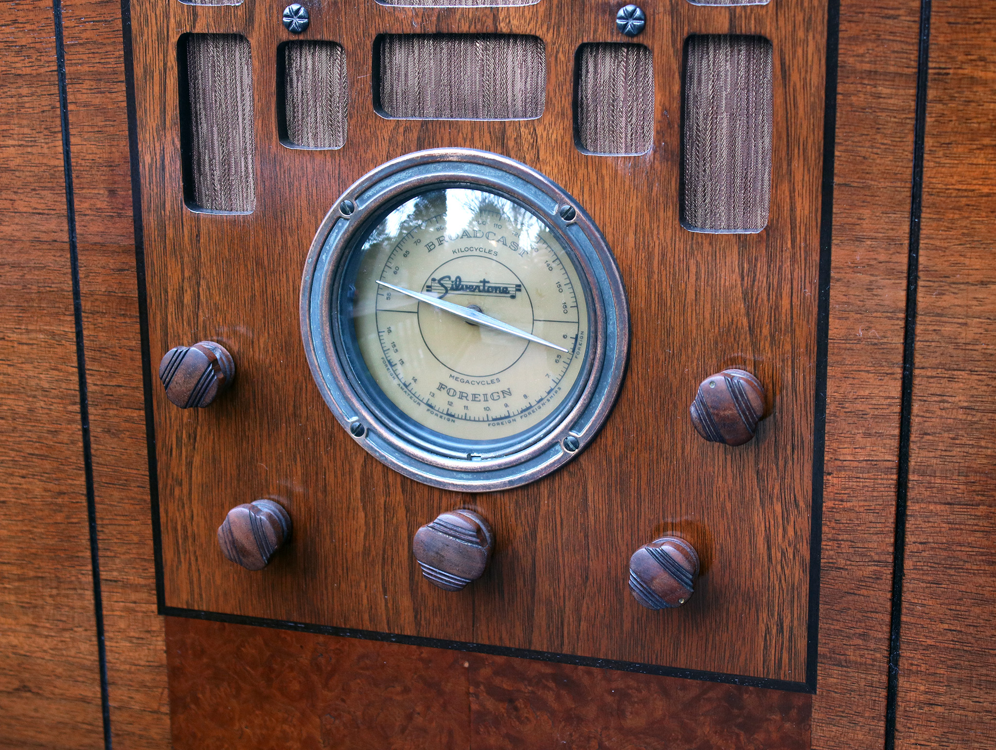 Silvertone 1850 “World’s Fair” (circa 1934)